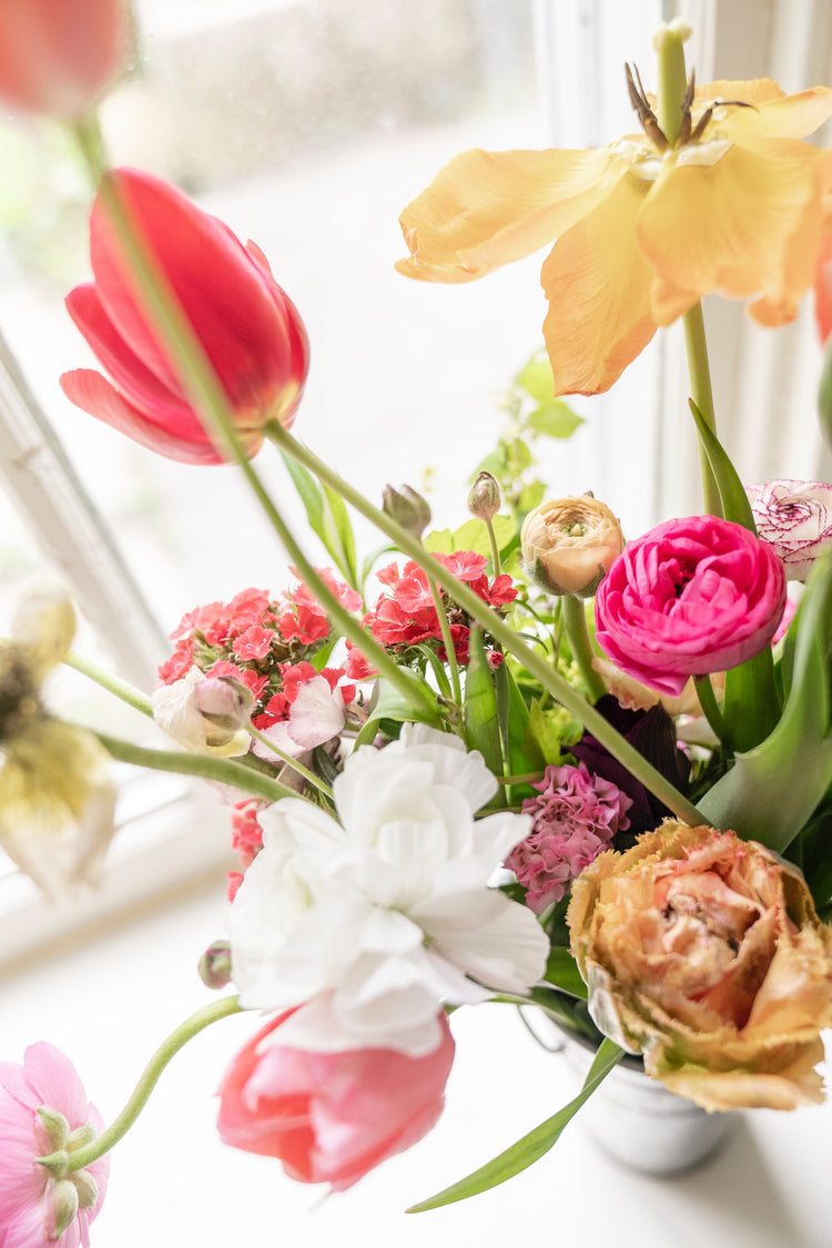 Albany Florists in NY | Blooms by Marie - Floral Arrangements ...